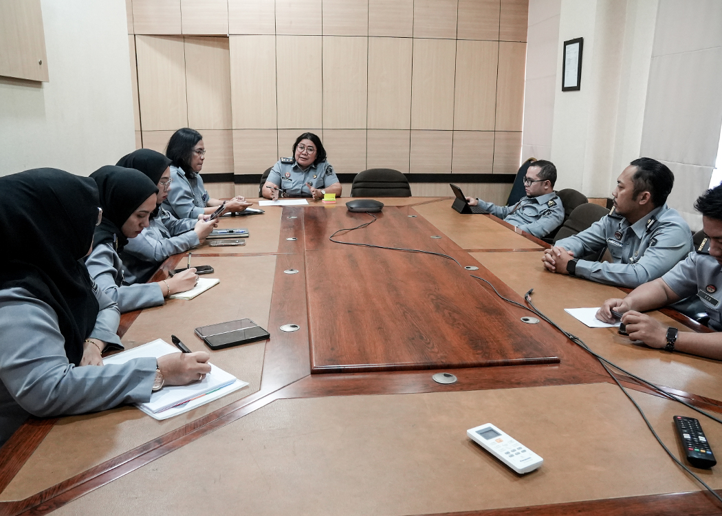 Mantapkan Pelaksanaan Program Kerja AHU, Kemenkum Jabar Laksanakan Rapat Internalisasi Tugas dan ...